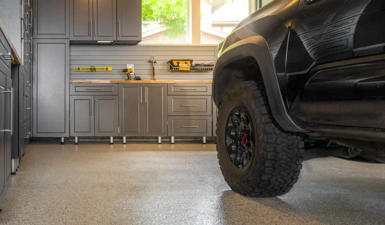 The Benefits of Chip System Garage Flooring in Moore, Oklahoma